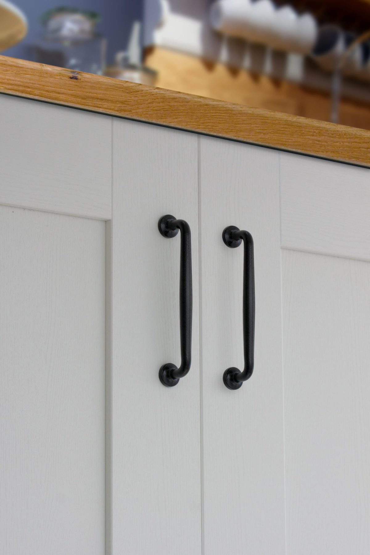 How To Measure Kitchen Cabinet Handles - The Handmade Handle Company