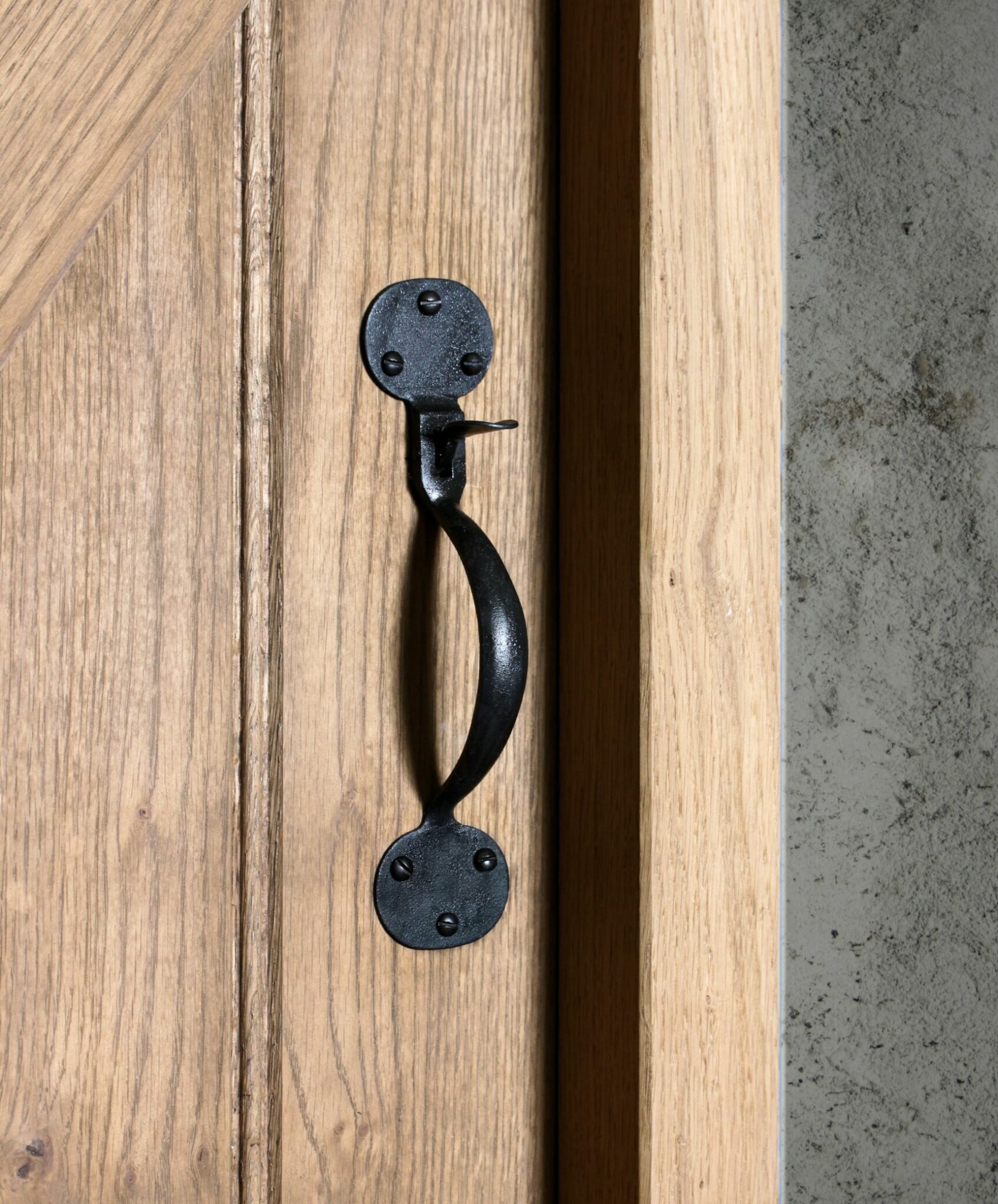 The Handmade Handle Company | Luxury Kitchen Handles & Door Handles